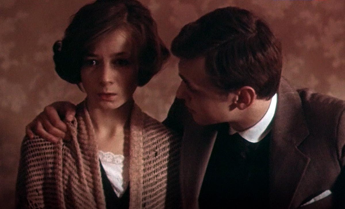 Фильм «Американская трагедия» (1981) - сюжет, актеры и роли, кадры из ...