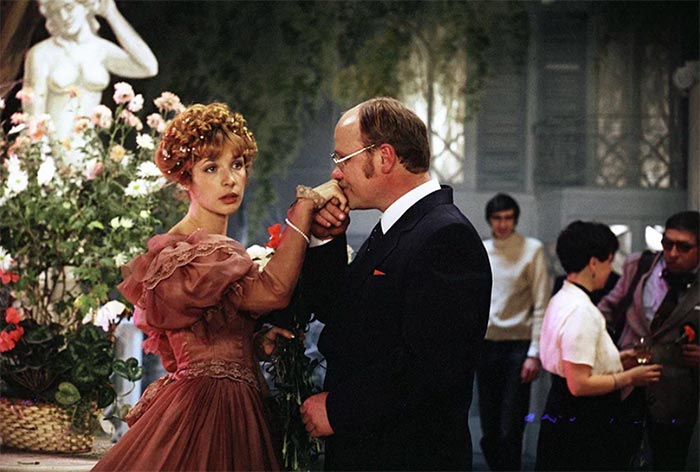 Фильм «Искренне Ваш» (1985) - сюжет, актеры и роли, кадры из фильма